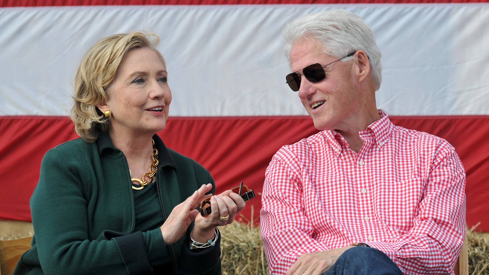 F.B.I. Raids Clinton Compound – Dunning-Kruger-Times.com